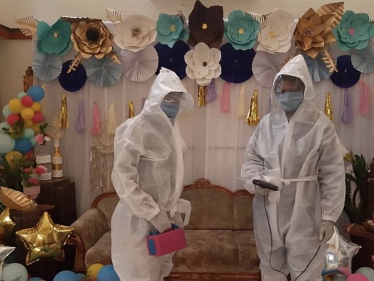 Decorators now also wear PPE kits for home occasions