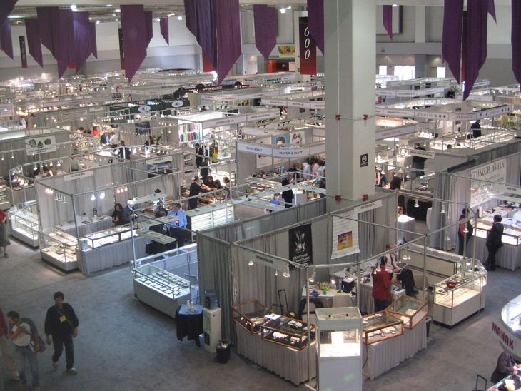 The world's first jewelery exhibition in Surat after 9 months, more ...