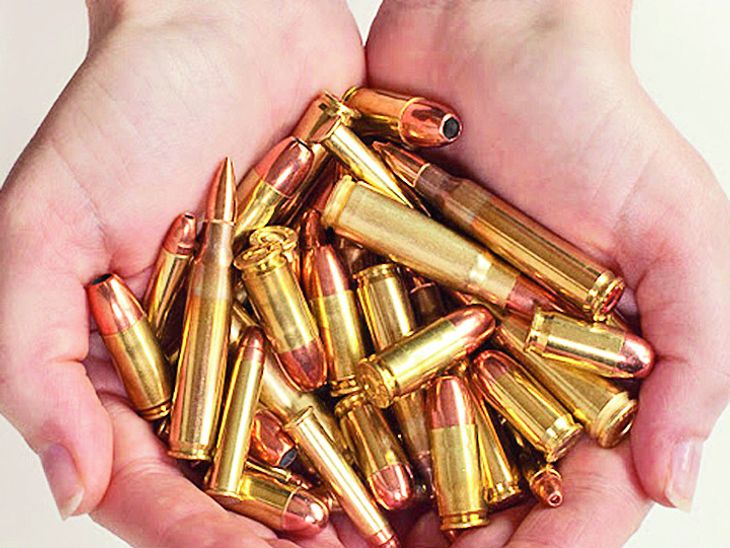 Fake bullet, real death! | બ્લેક એન્ડ વ્હાઈટ: ગોળી નકલી, મોત અસલી ...