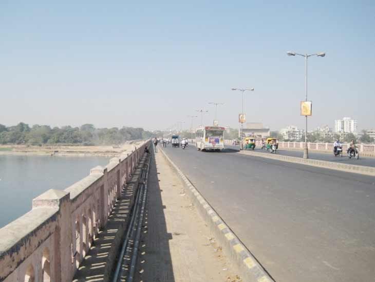 81 year old Sardar Bridge on Sabarmati River will be repaired and ...