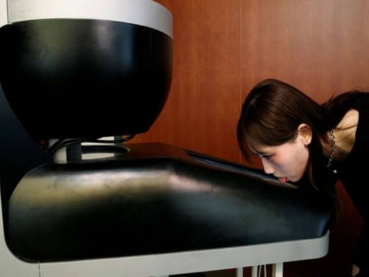 Taste the TV: Japan invents lickable screen to imitate food flavours