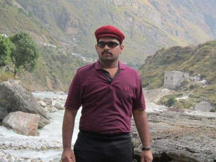 A close family member met Rafiq at a bank in Surat and handed over ...