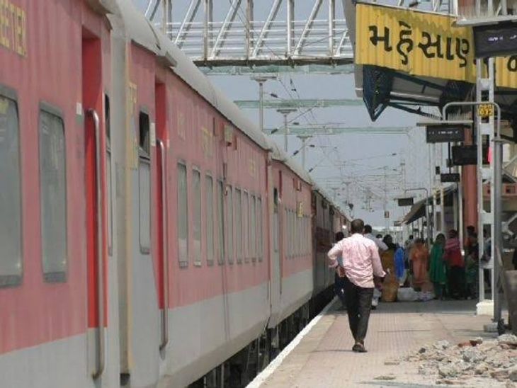 Mehsana-Ahmedabad double track operation started, affecting 40 trains ...