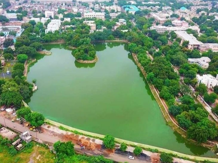 Surendranagar city witnessed the rule of many British officers and ...