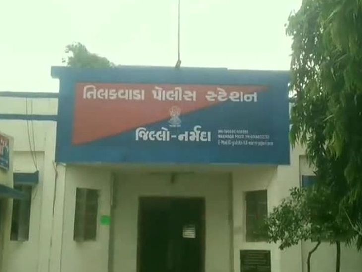 A man was attacked with a knife while returning from Ganpati immersion ...