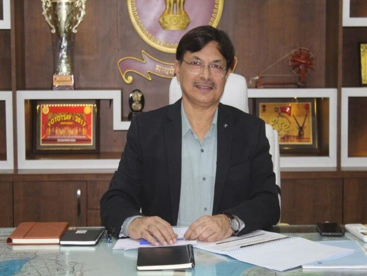 Ramesh Merja took charge as the new collector of Bhavnagar, officials ...