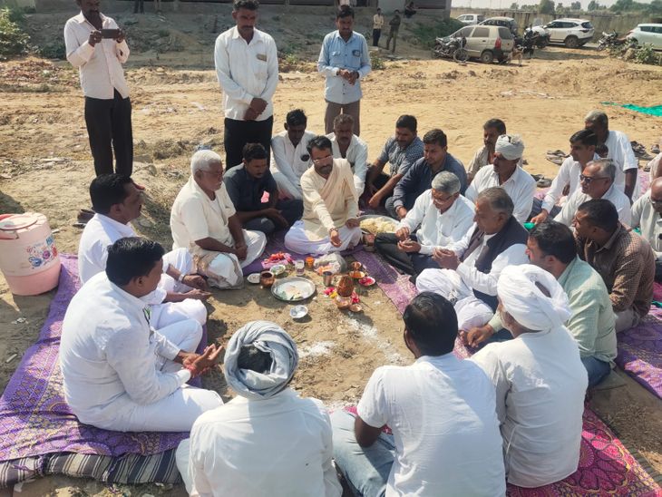 Construction of Naveen Gram Panchayat building in Tharad at a cost of ...