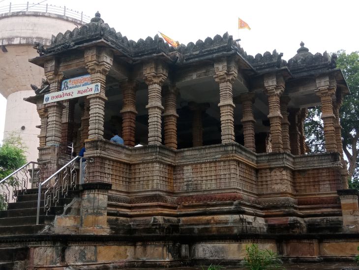 The temple of Kartikeya Swamy in Patan will remain open only from 4:30 ...