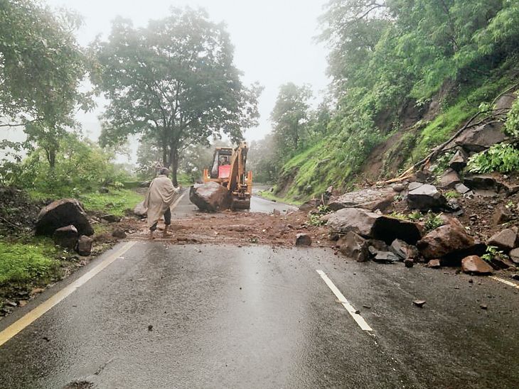 The road to Saputara Ghat has been closed for heavy vehicles for a long ...