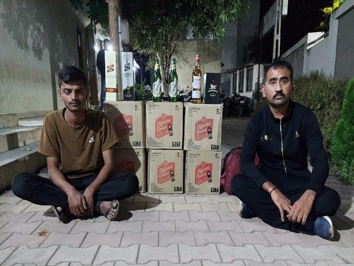 Two SRP jawans were caught with a car full of liquor and beer on Nari ...
