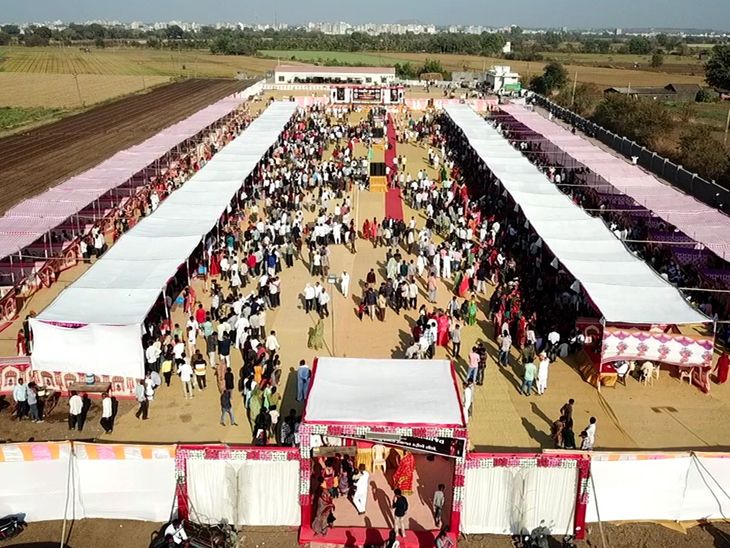 In Keshod, the whole Ahir community celebrated the wedding festival ...