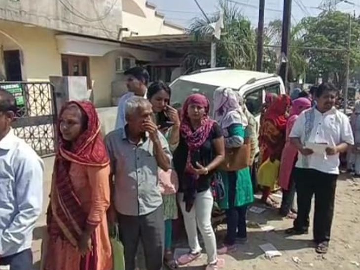 Uproar over Rs 2,500 for the entire year in the scheme of food grain ...