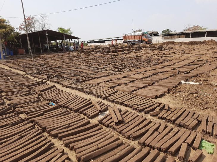 In Ghoghamba, servants became self-sufficient by making things out of ...