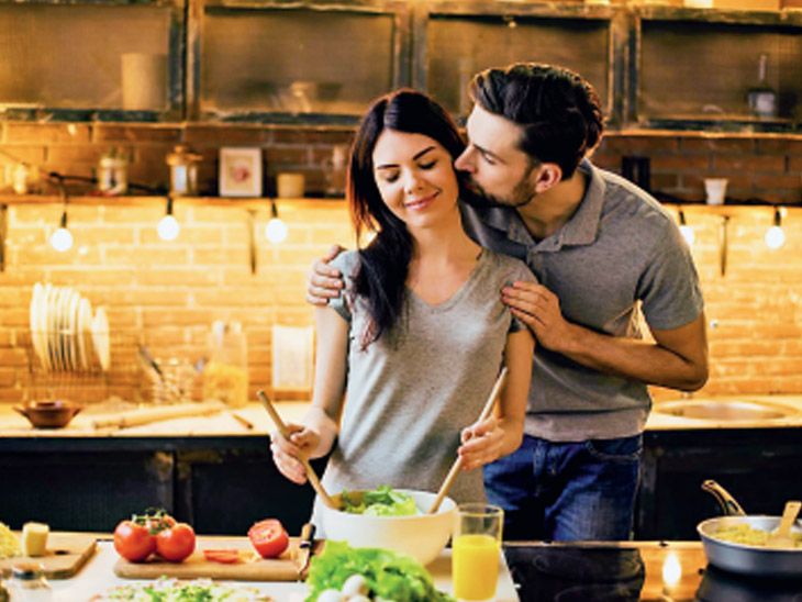 Sex life makes spicy... love foods | સેક્સ સેન્સ: સેક્સ લાઇફ બનાવે સ્પાઇસી... લવ ફૂડ્સ | Divya ...