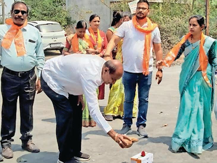 A third eye will now watch over the entrance to Namdha-Chandor | સુવિધા ...