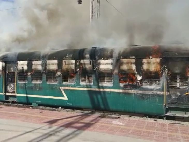 What is the cause of fire in Demu train at Botad railway station? FSL ...