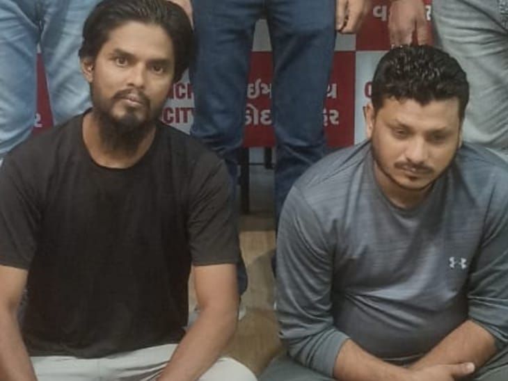 In Vadodara, 6 dummy firms were created with bogus documents and ...