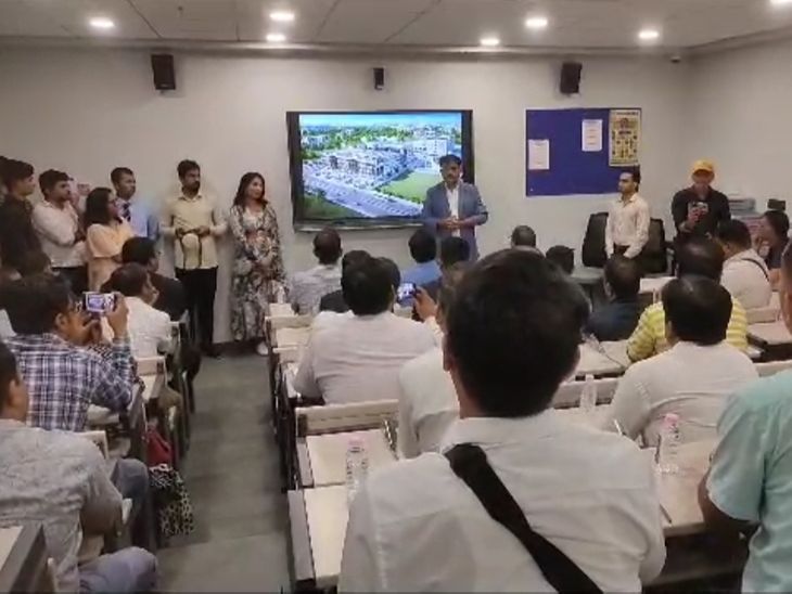 Bharuch City Center and Bus Port Iconic Gujarat PPP model was visited ...