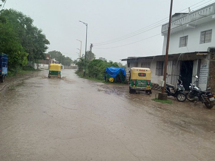 Saraswati received two and a half inches of rain, Santalpur Harij ...