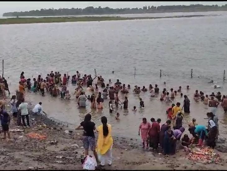 At Bhatigal Mela at Puranic Nand in Bharuch, on the last Sunday of the ...