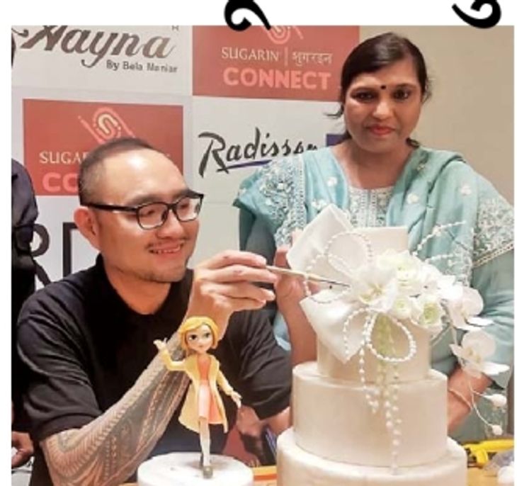 A cake artist from Thailand created a 15 to 16 kg edible cake statue ...