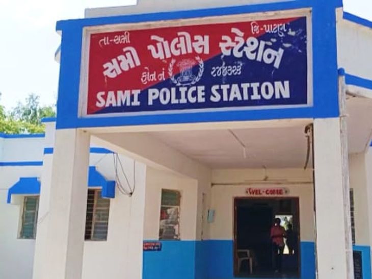 A young man sitting on a bike was hit by a car near Dudkha in Sami ...