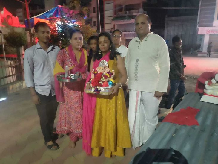 On the fifth day in Padra, about 200 statues of Sriji were given a ...