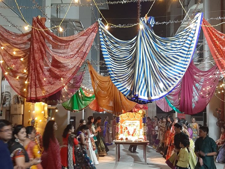 A glimpse of the fifth day of Navratri at the Aditya Icon Society at ...