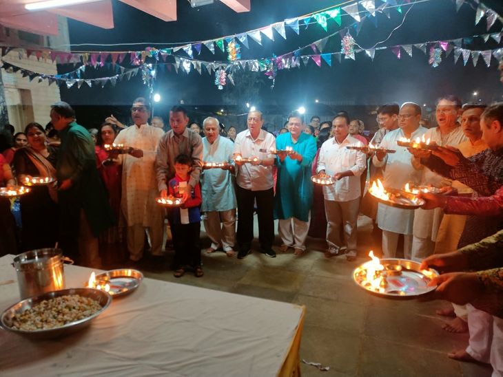 Sharadotsav was celebrated by Umreth Eka Khadayta Samaj in Nadiad, the ...