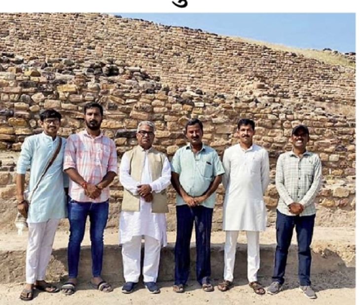 Mobhi of Rashtriya Swayam Sevak Sangh visited Dholavira | મુલાકાત ...