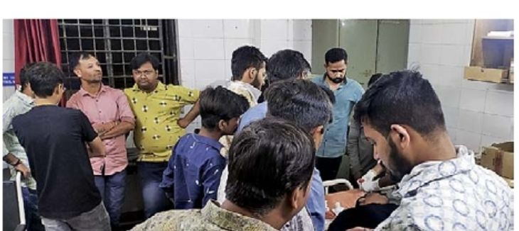 Firecracker Rocket Injures Head In Rapper | રાપરમાં ફટાકડાનું રોકેટ ...