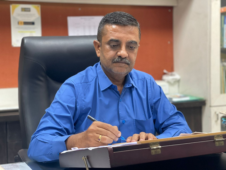 Saurashtra University Dr Harish Ruparelia resigns as registrar ...