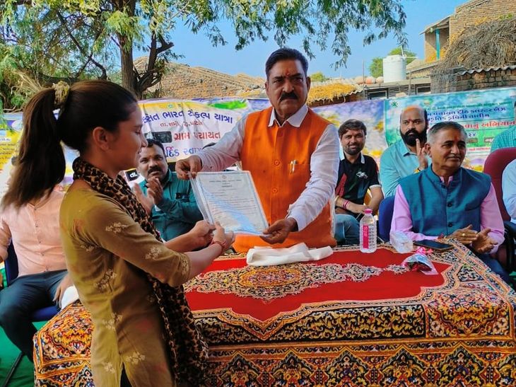 Jakhel village of Sami taluka warmly welcomed the Yatra, the villagers ...