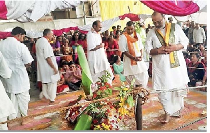 Celebrating 'Kanjagai' before Govardhan Puja, the practice of inviting ...