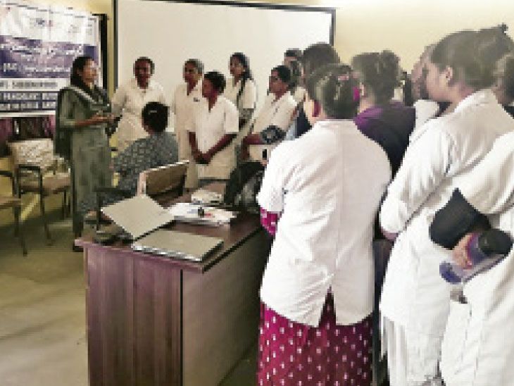 Pilot project of contraceptive 'Antara' launched from Gandhidham ...
