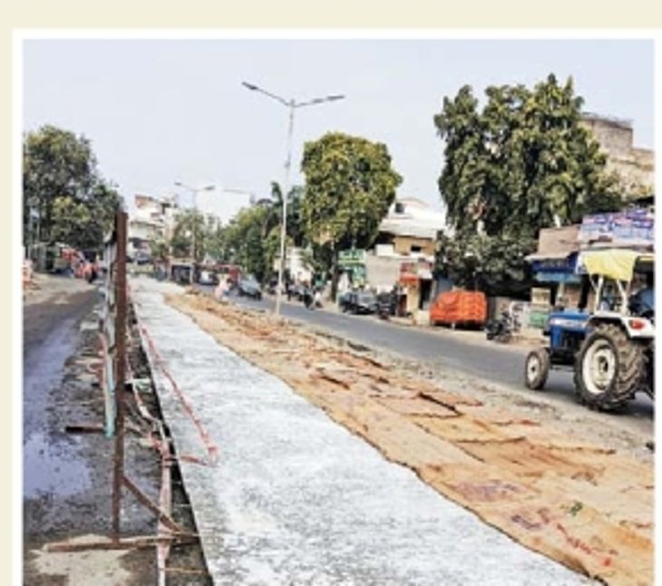 Construction of white topping road started in Maninagar | સુવિધા ...