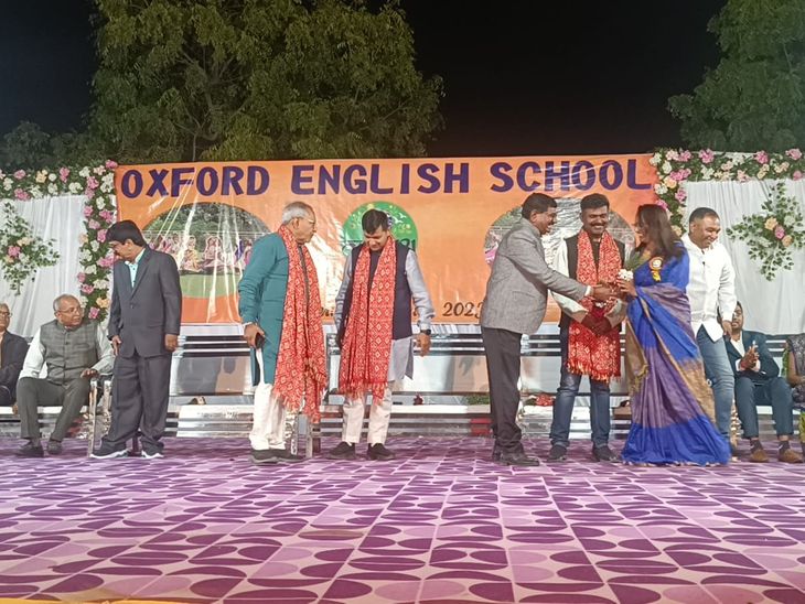Patan's first CBSC accredited Oxford English School celebrated its 18th annual festival on the ...
