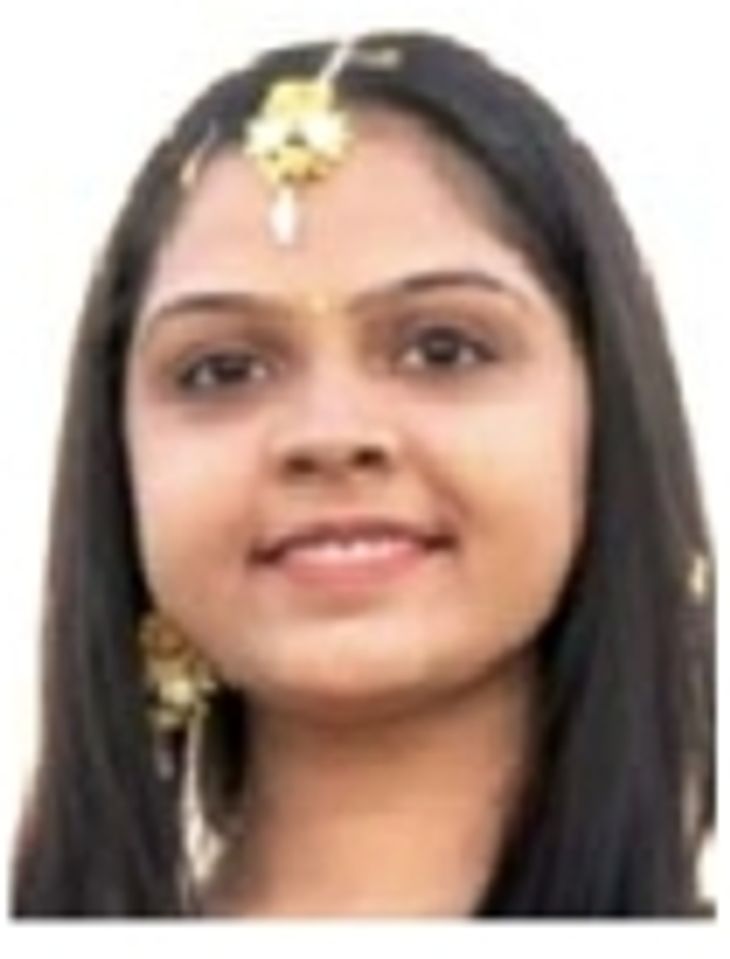 22-year-old jewelery designer dies after strangulation by cord on Nana ...