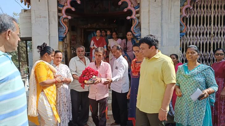 A procession of Lord Ram with Jai Ghosh took place in Shinor | આયોજન ...