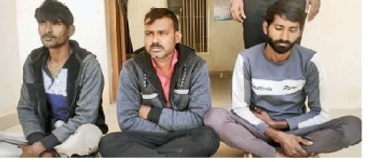 Four persons, including a minor, were caught with stolen cables from ...