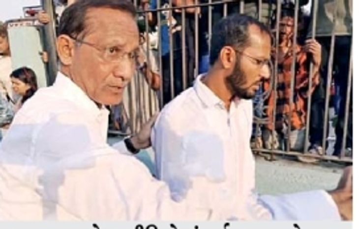 Paresh Shah was caught drinking tea on a lorry near Halol, Gopal Shah ...