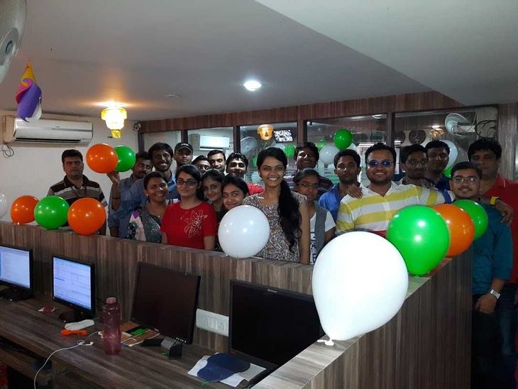 Amar Infotech and Excel PTP's strong commitment to respect the national anthem | પ્રજાસત્તાક ...