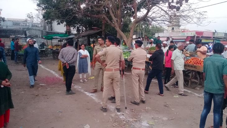 Indignation at pressure relief in Sojitra in 6 hours | તંત્ર સામે રોષ ...