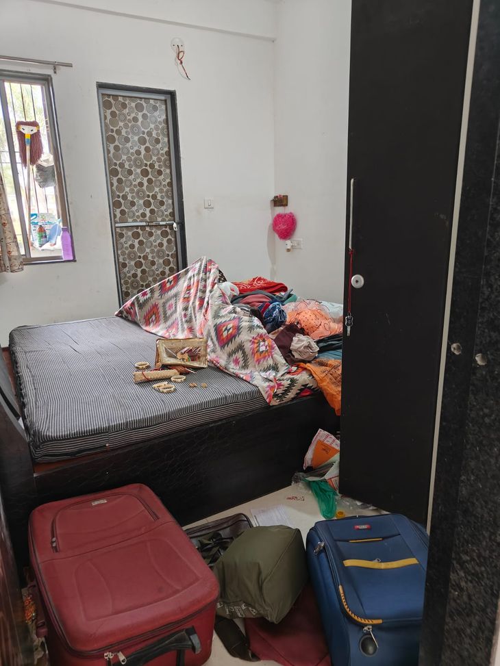 Locks of four houses broken, cash and gold jewelery stolen in Masma ...