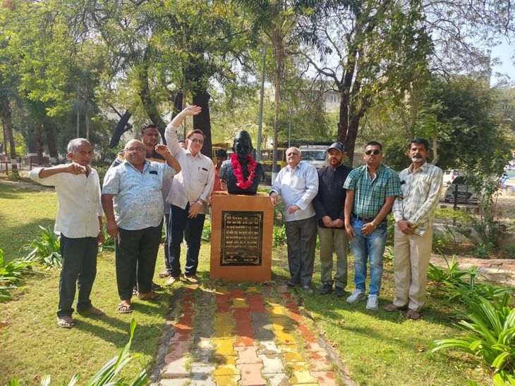 Celebrating Morarji Desai's birth anniversary | મોરારજી દેસાઈની જન્મ ...