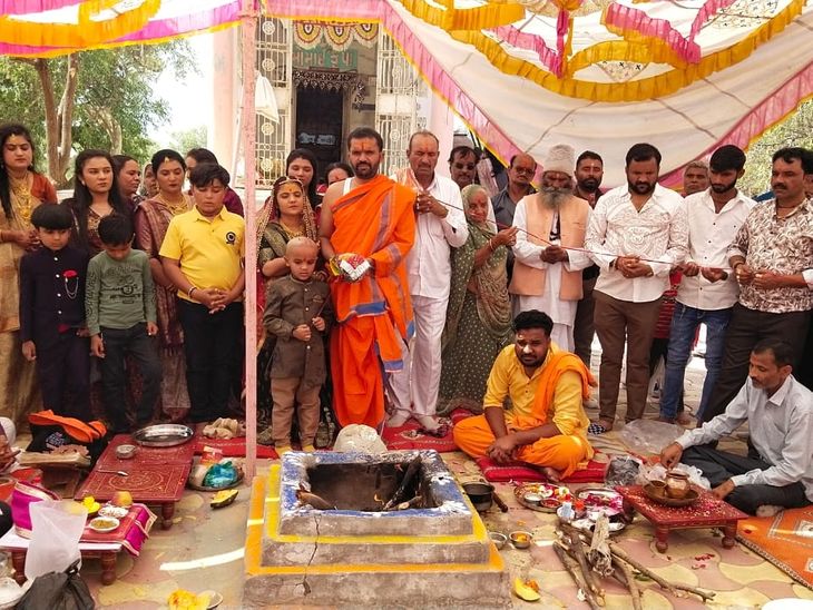 A yajna was held at the ancient Momai Mataji temple on the border of ...
