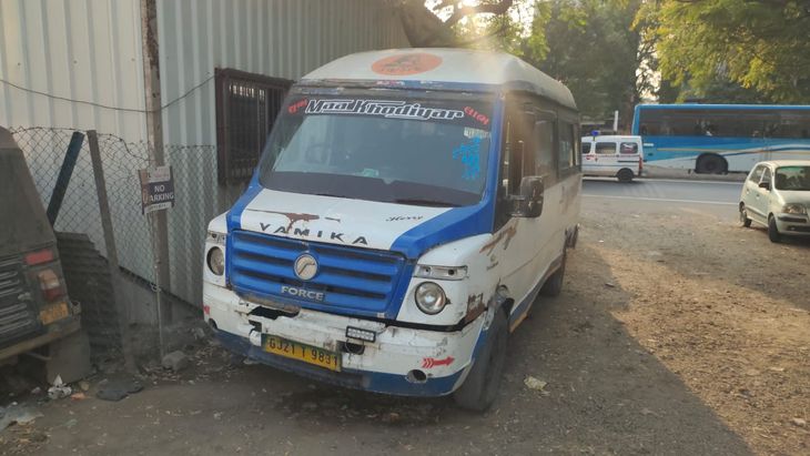 By driving 3 mini buses on the same number and evading tax, the ...