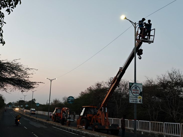 The lights in the middle of Halol Pavagadh will be on during Navratri ...