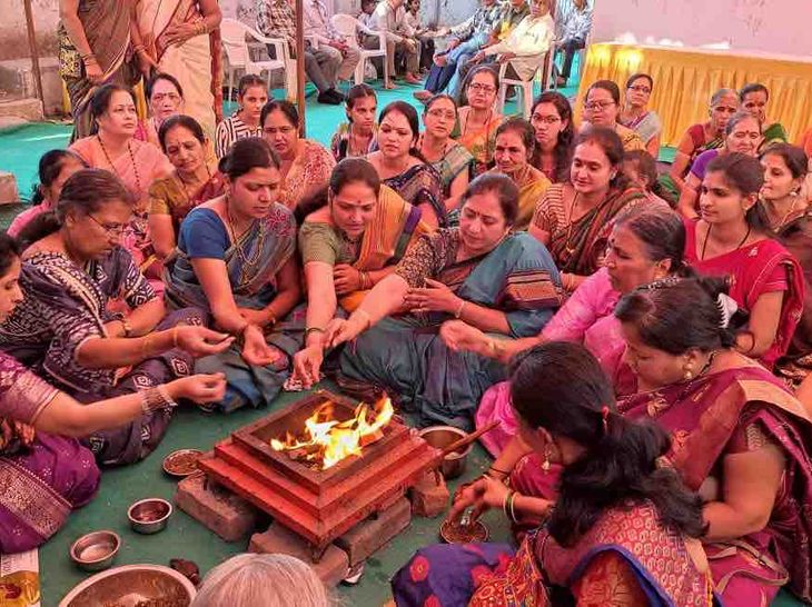 Gayatri Havan Puja organized by Sri Somvanshiya Sahastrarjun Kshatriya ...