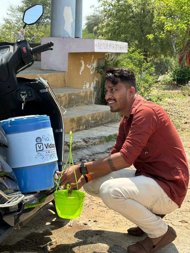 A young man from Varsola set up more than 100 troughs for the animals ...